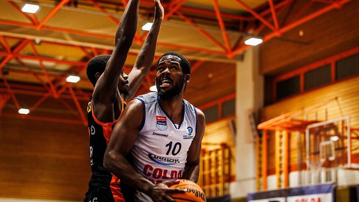 Awosika kehrt als „Injury Replacement” nach Eisenstadt zurück - MY ...